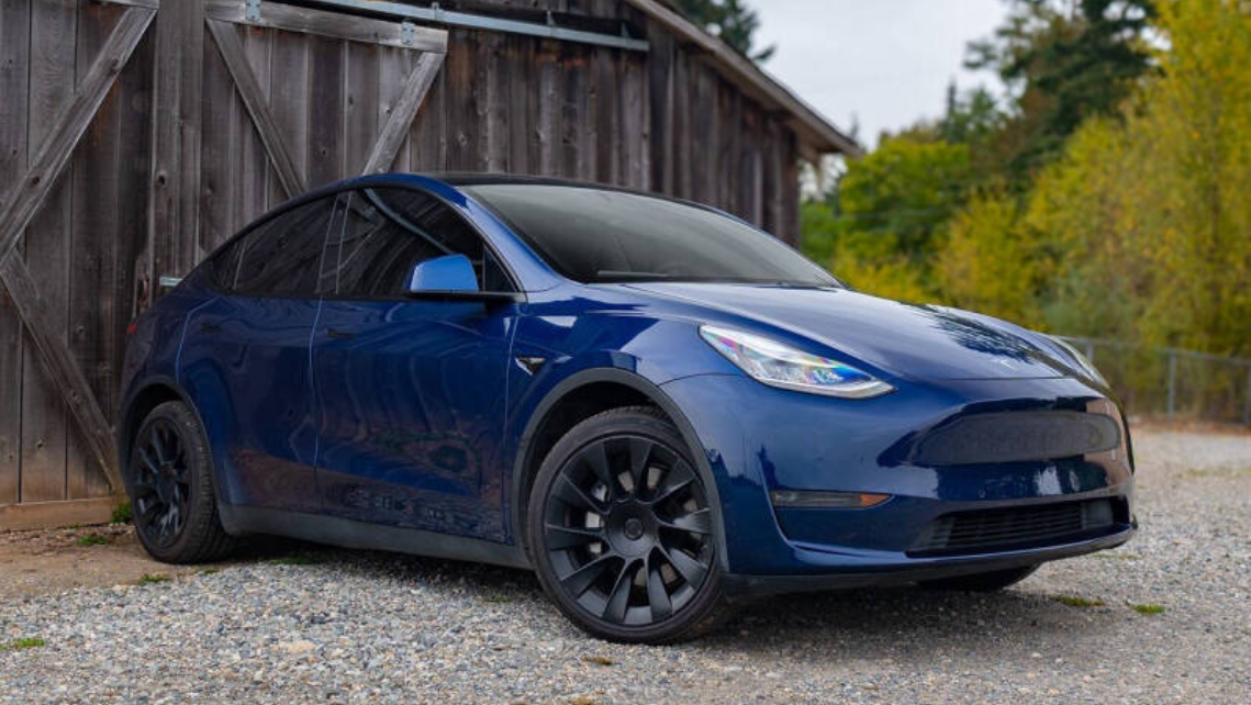 Model Y 2020 – EVMIZE